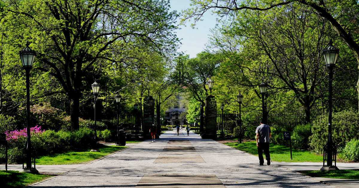 UChicago botanic gardens bloom in spring, reflect commitment to ...
