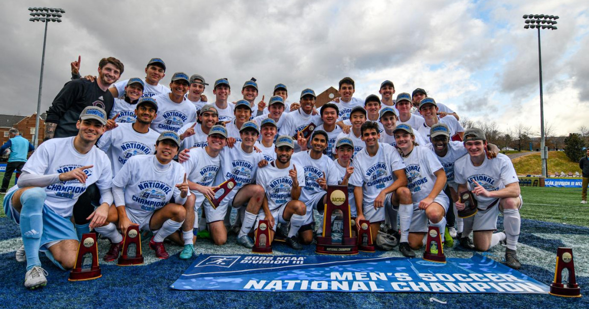 Maroons make history: UChicago men’s soccer team wins first NCAA ...