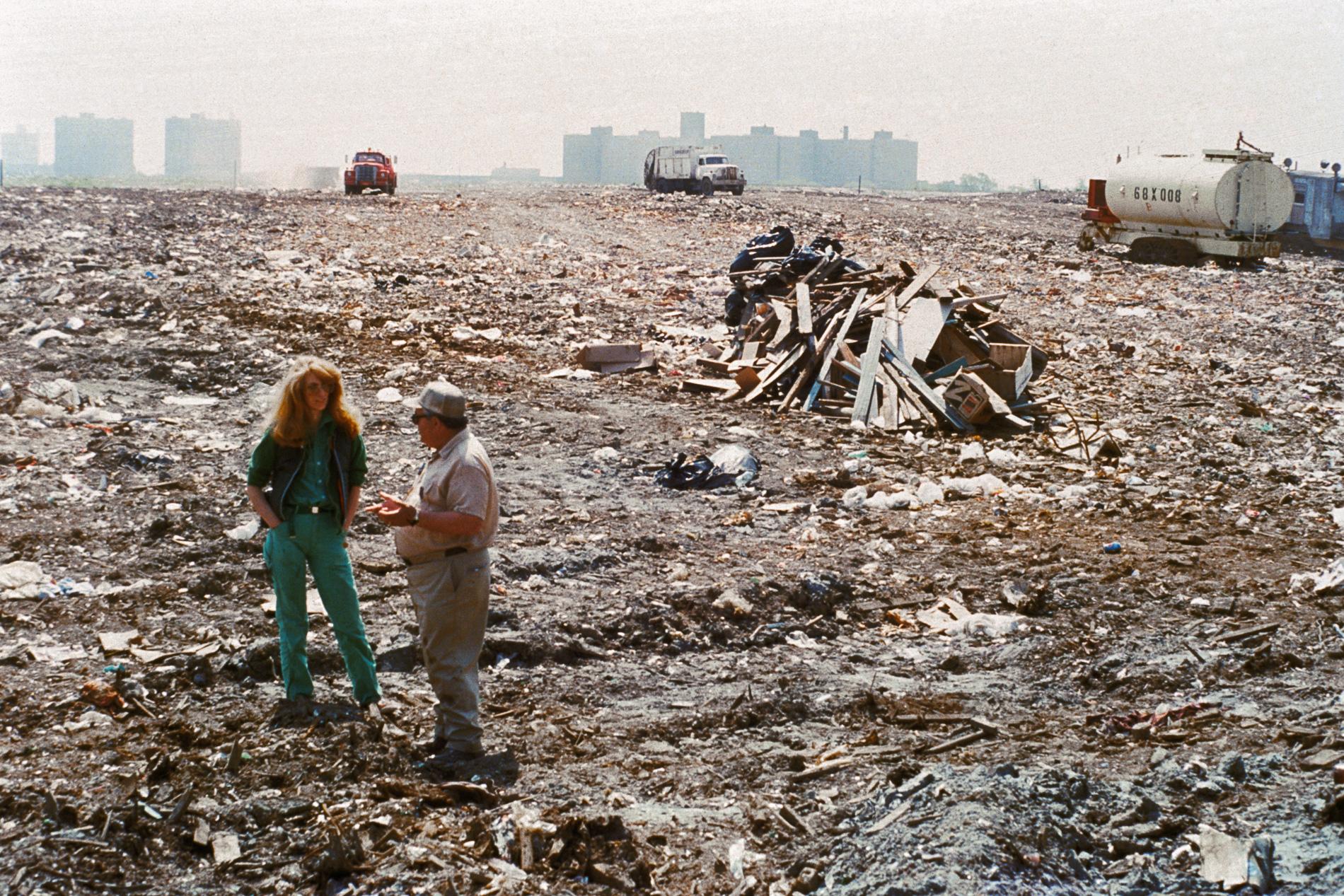 Mierle Laderman Ukeles | Department of Visual Arts